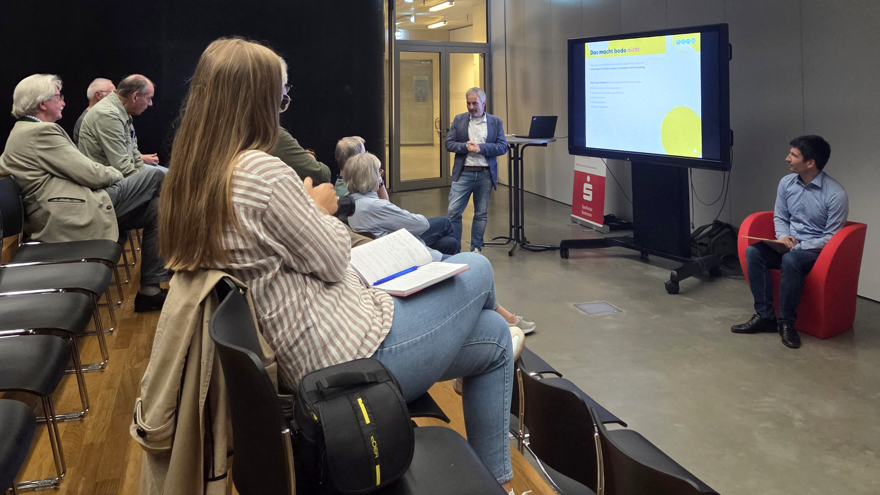Bus, train and barriers: bodo as a guest at Zeppelin University