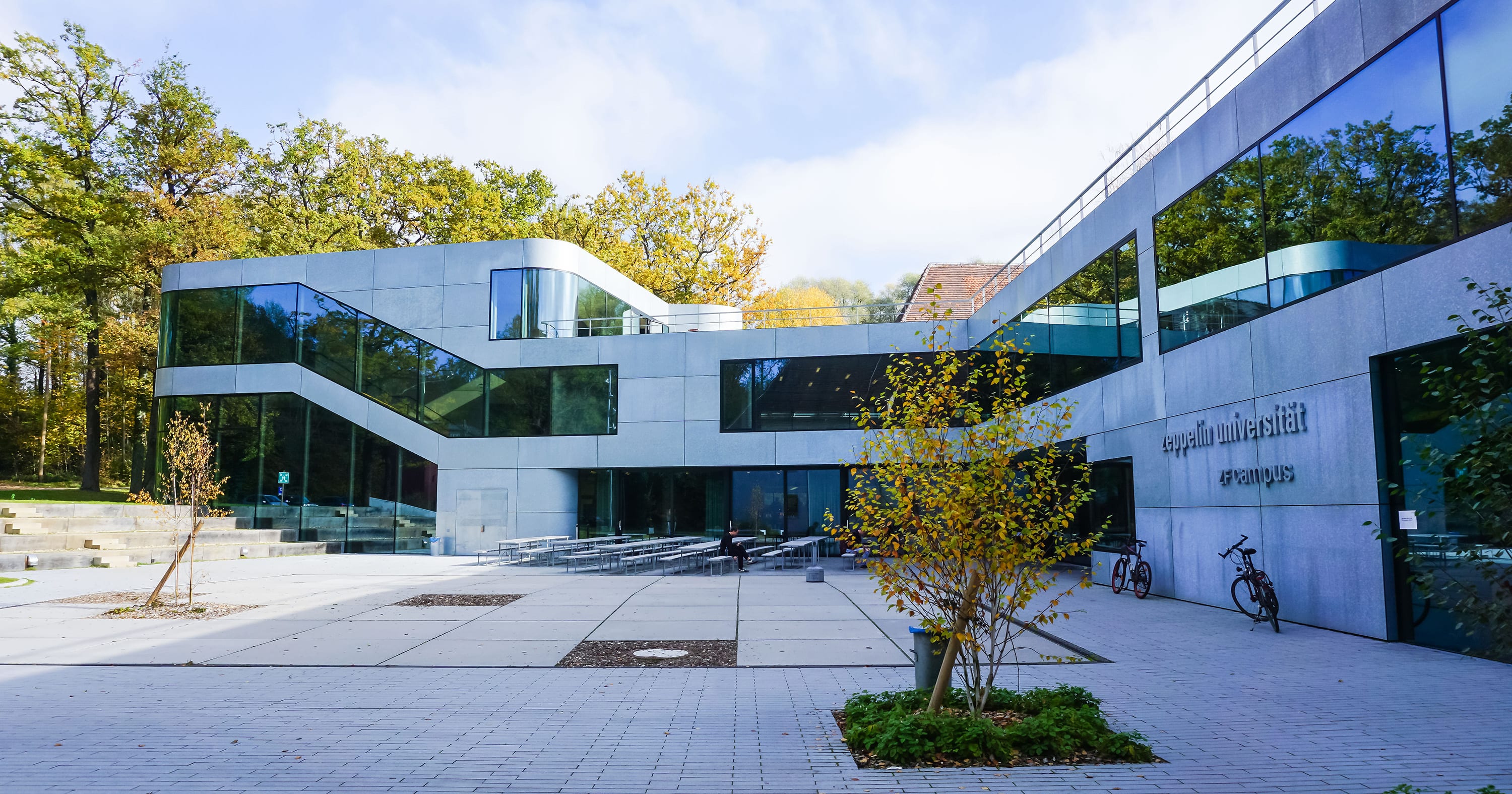 University between business, culture and politics | Zeppelin University